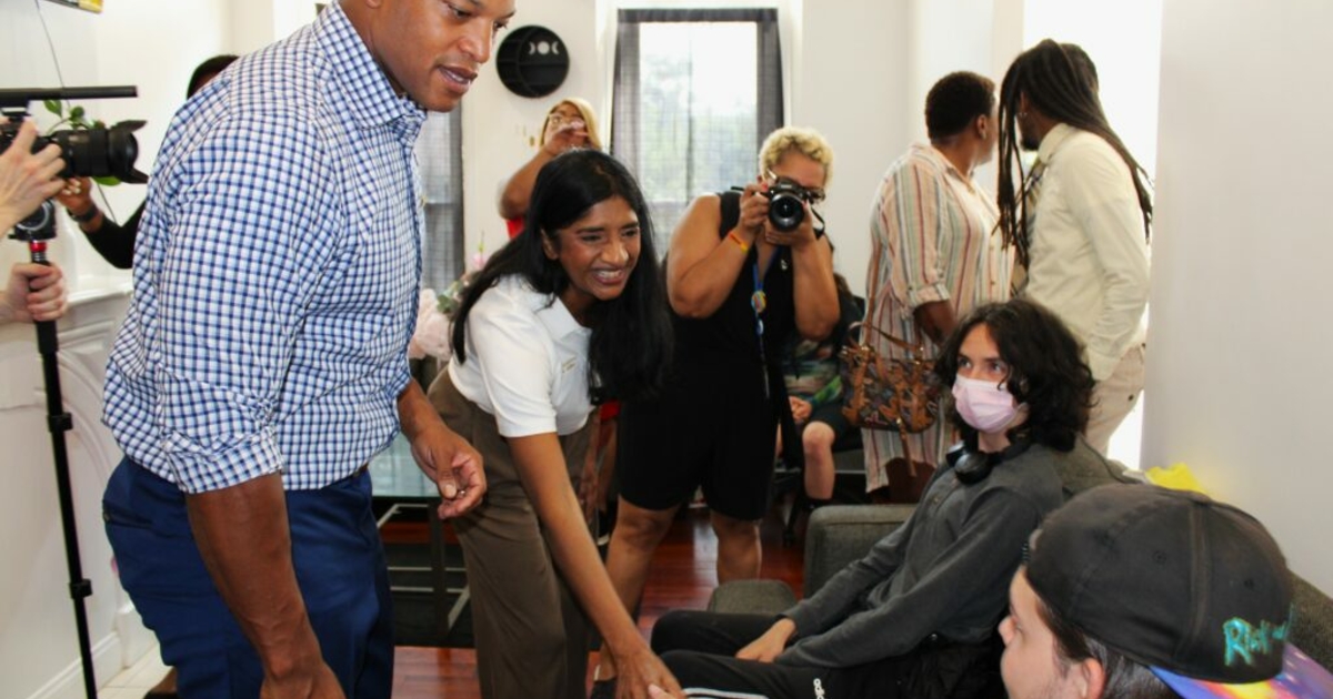 Moore, Miller tour nonprofit that helps shelter LGBTQ+ youth who flee ...