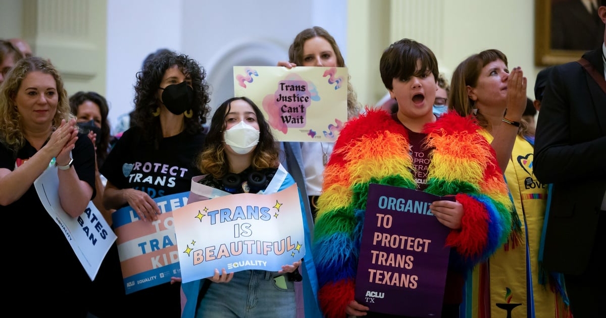 Protesters evicted from Texas Capitol as clash between LGBTQ residents ...