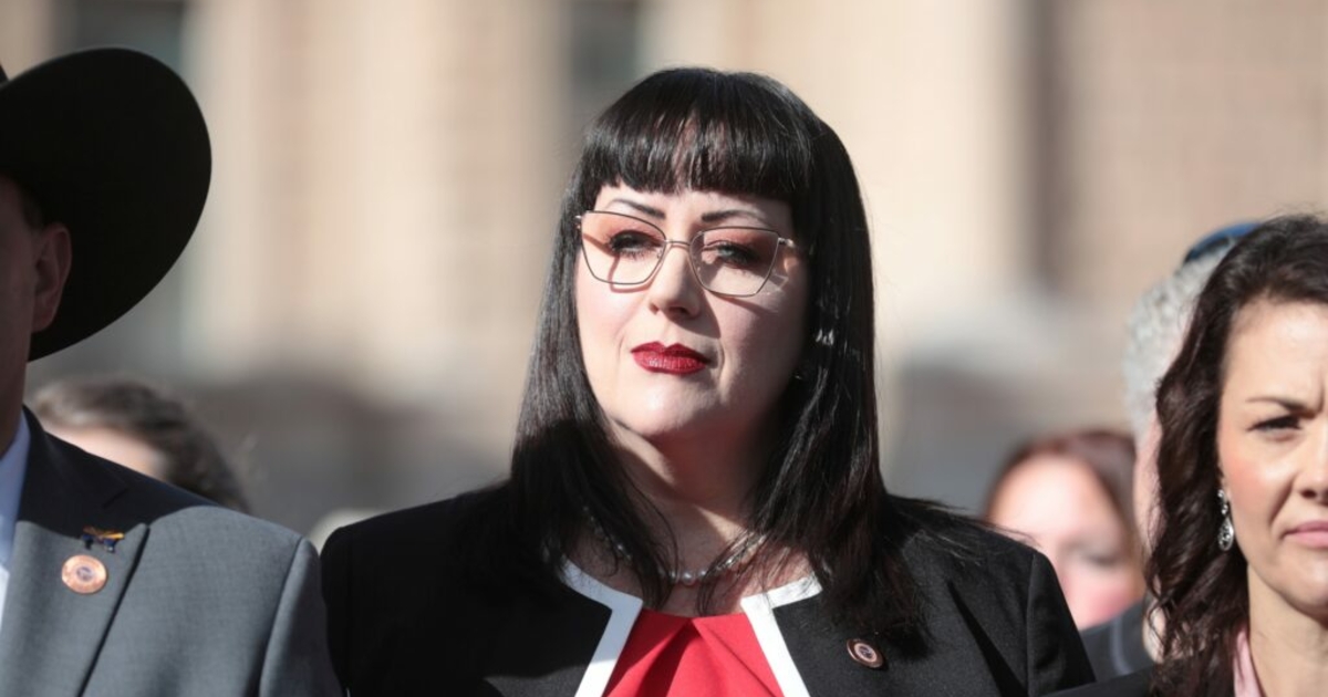 Justine Wadsack’s ballot pics give her a ‘glass houses problem’ | News ...