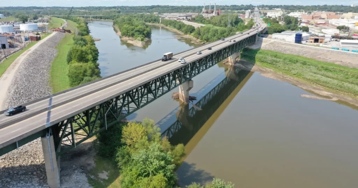 Federal agency delivers $62.6 million grant to replace Kansas River ...