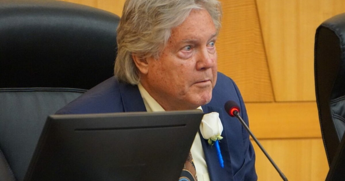 Segerblom wants county empowered to take over unsafe apartment ...